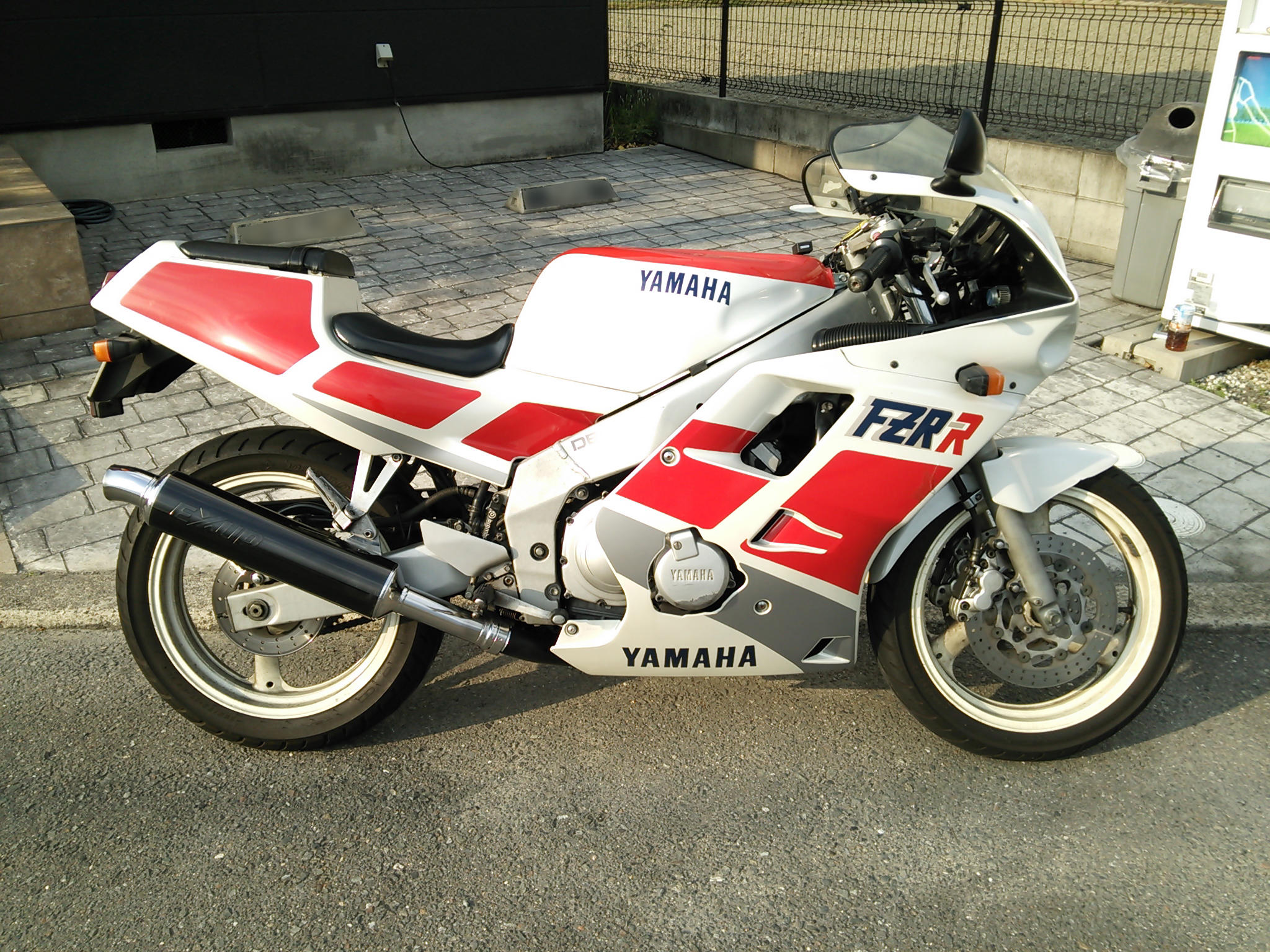 FZR250R（3LN1）購入 - PUSH!PUSH!PUSH!.net